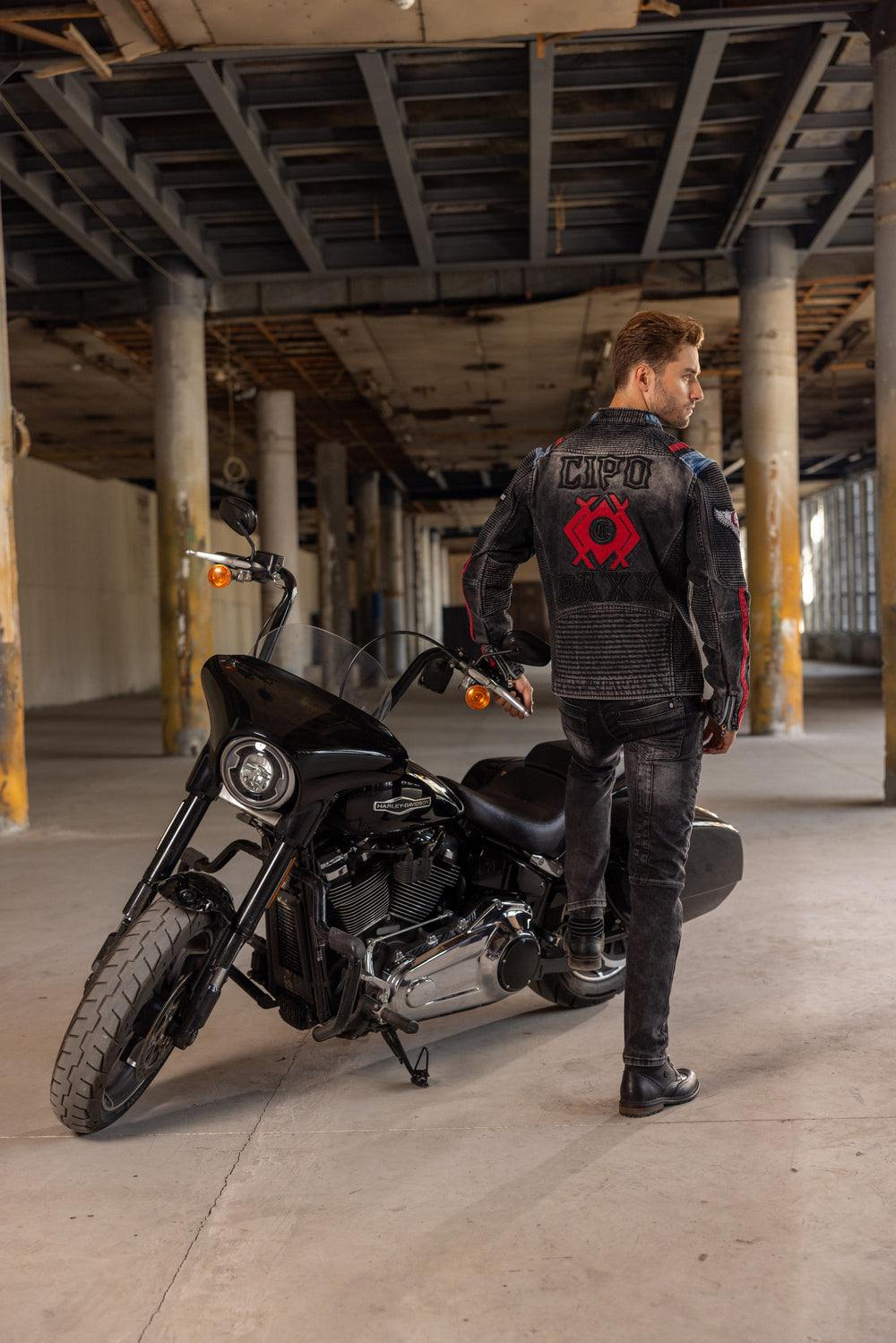 Cipo and Baxx Men's Women's Clothing