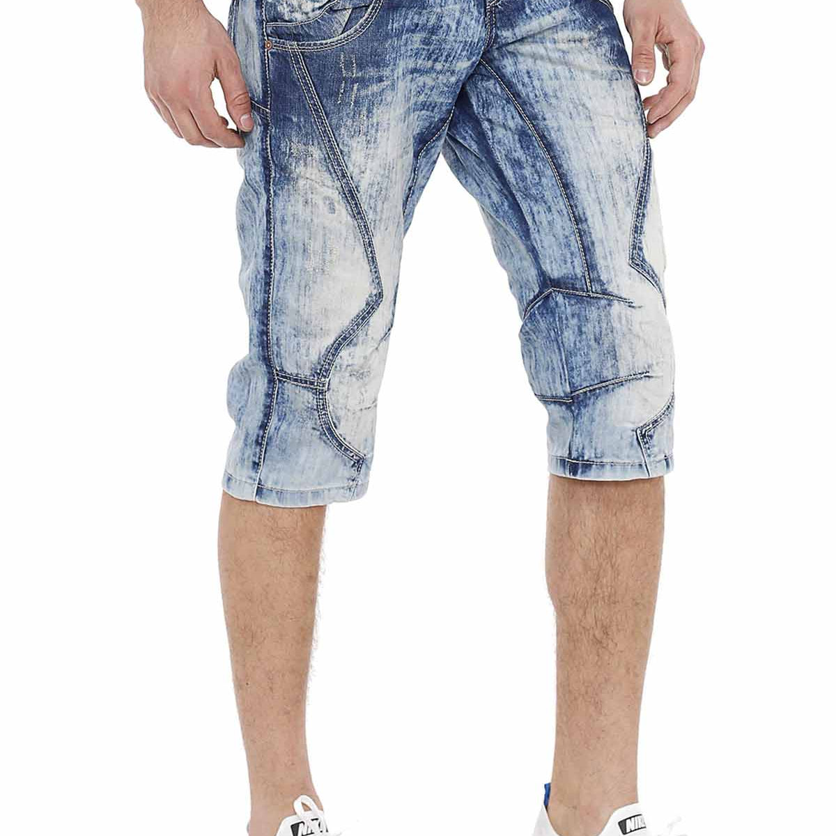 CK132 Men Capri Jeanshorts decorated with thick seams - cipo and baxx ...